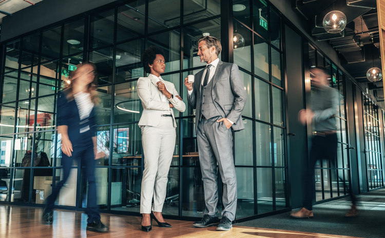 4 Benefits of Modern HCM Solutions